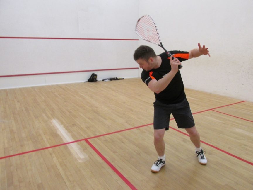 20 Essential Tips To Improve Your Squash Backhand Technique - Sports ...